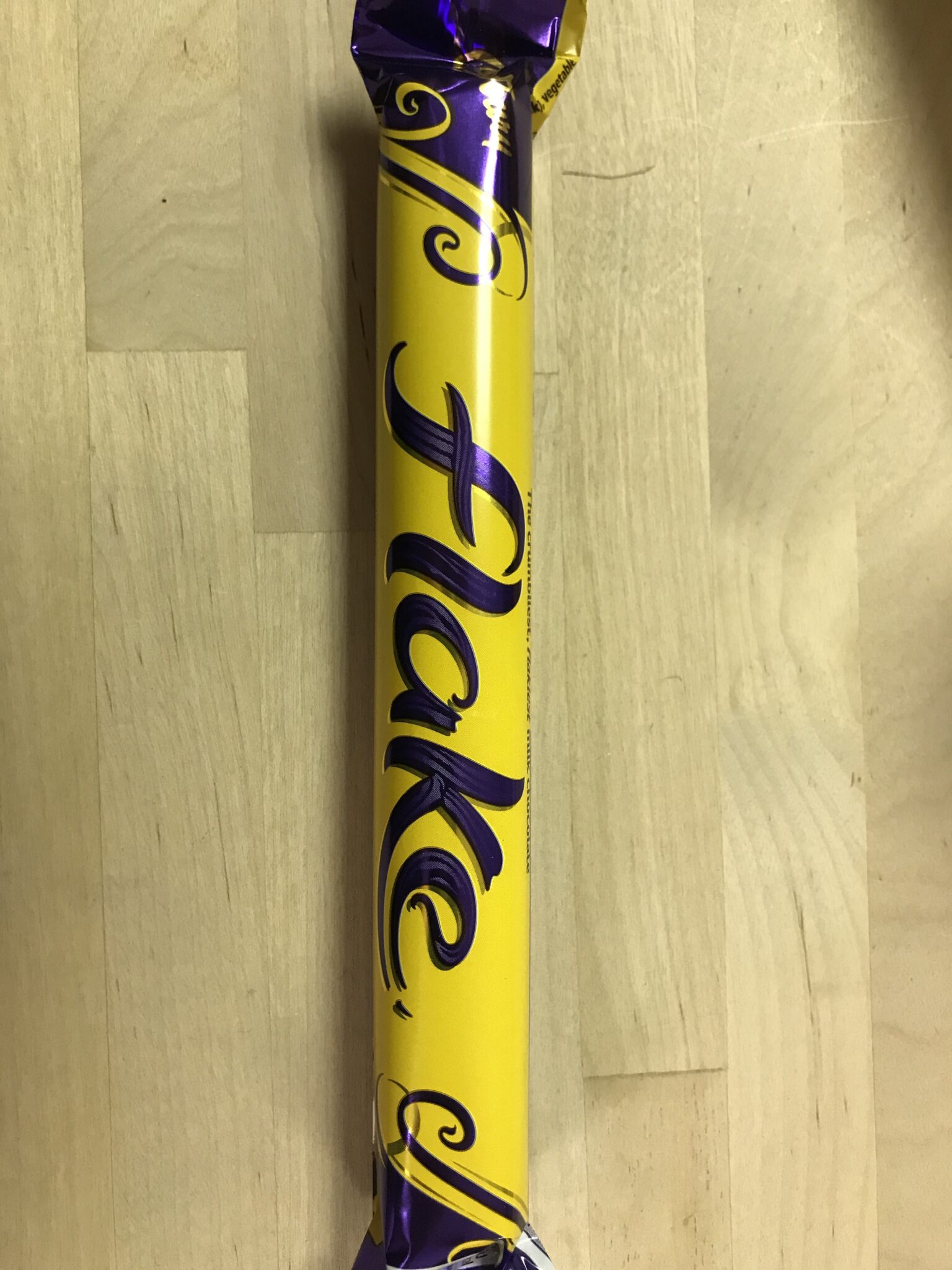FLAKE Chocolate Bar 32g – Crowsnest Candy Company